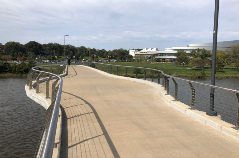 Hancher Footbridge Bridge Design – Iowa City, IA | SRF